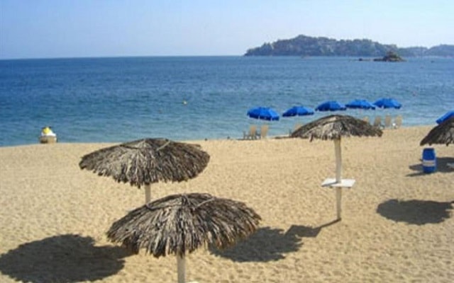 Hotel Maralisa Hotel And Beach Club - Ofertas de hoteles en Acapulco