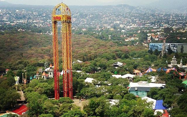 Six Flags - Tours, paseos y actividades en Ciudad De Mexico